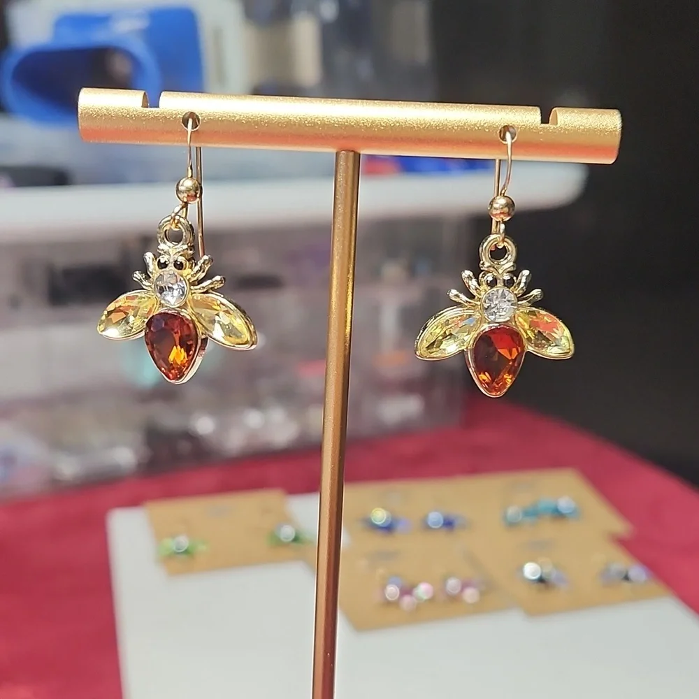 Handmade | Jewelry | Queen Bee Royal Crystal Gold Insect On 4kt Gold ...